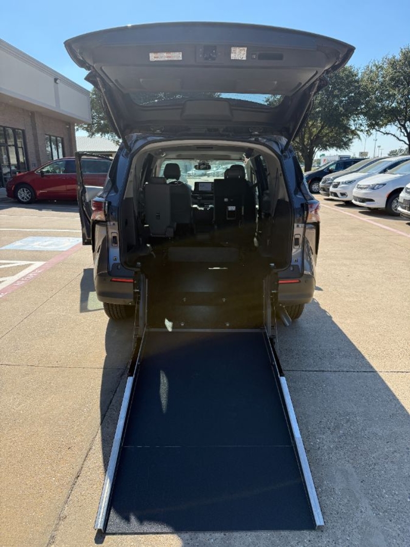 Used, Rear-entry Wheelchair & Handicap Vans for Sale | The Mobility ...