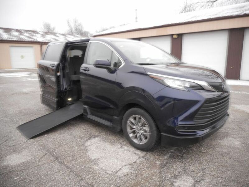 Used toyota Wheelchair & Handicap Vans for Sale | The Mobility Resource